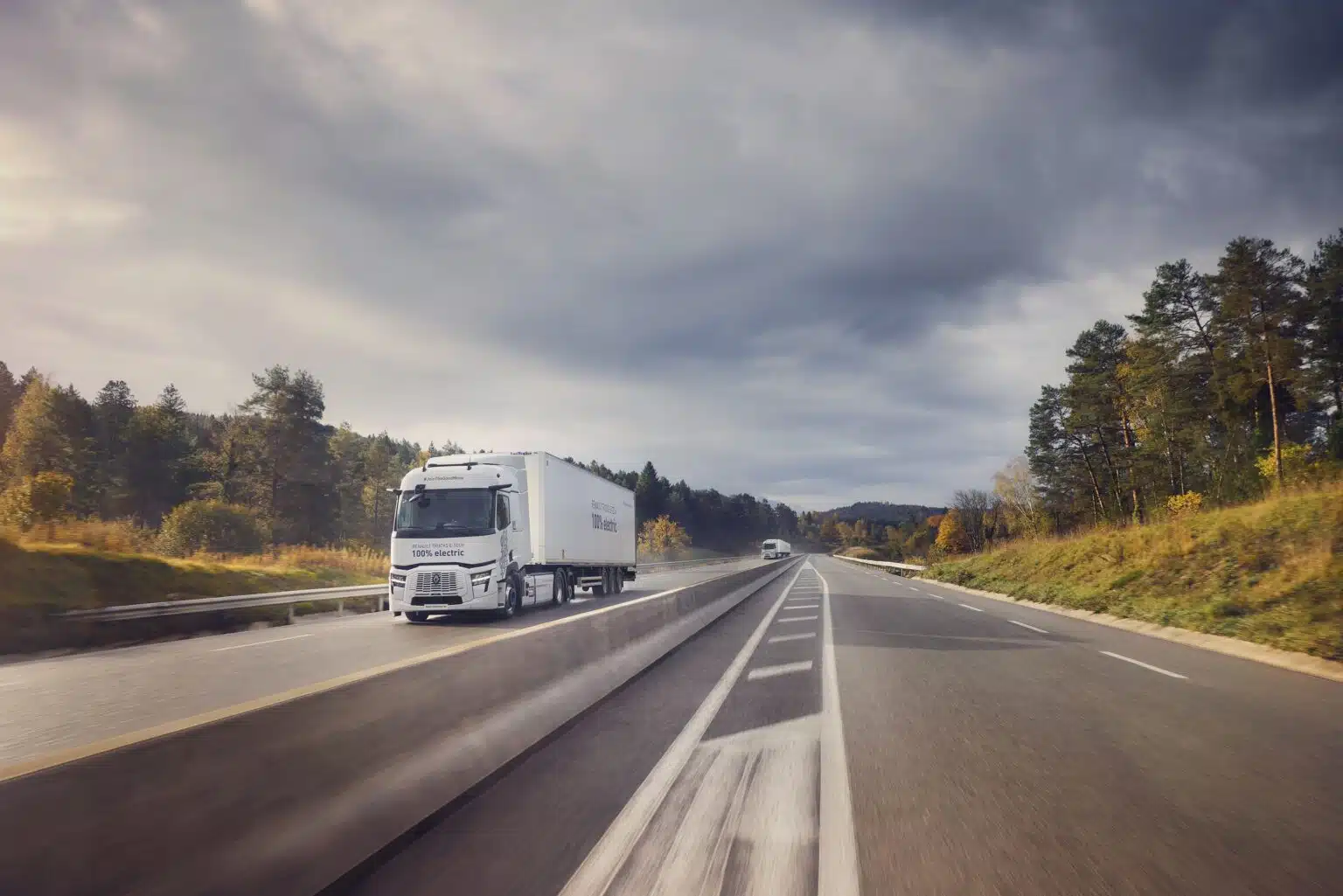 Renault Trucks accélère la décarbonation de sa logistique avec Michelin